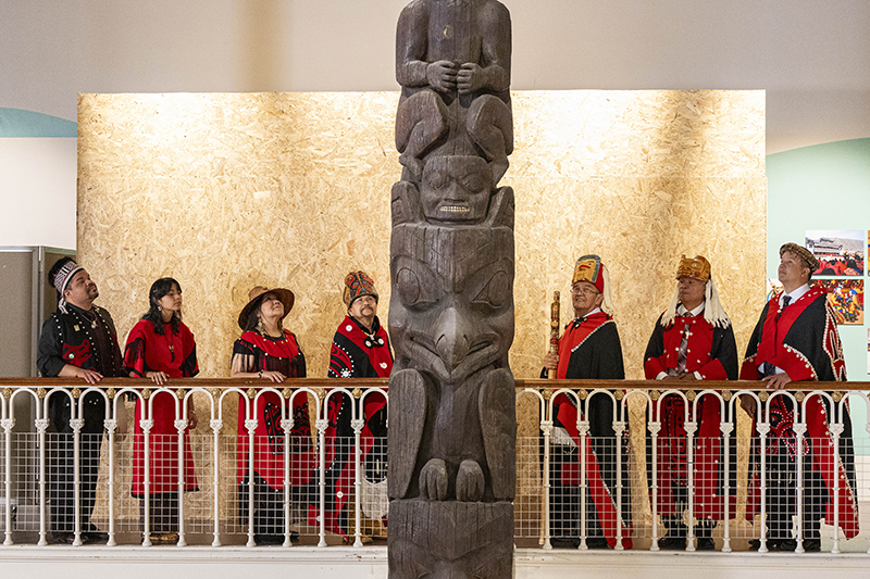 The Rematriation of the House of Ni’isjoohl Memorial Pole - Museums ...